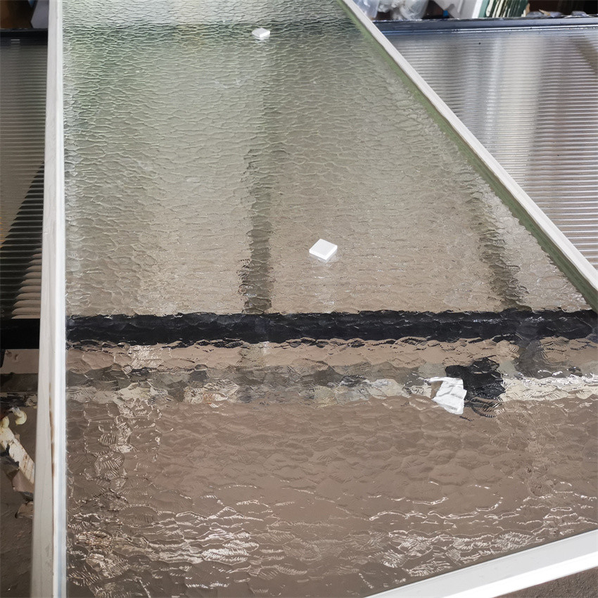 5MM Tempered Fluted Pattern Glass Ultra Low Iron Tempered Figured ...